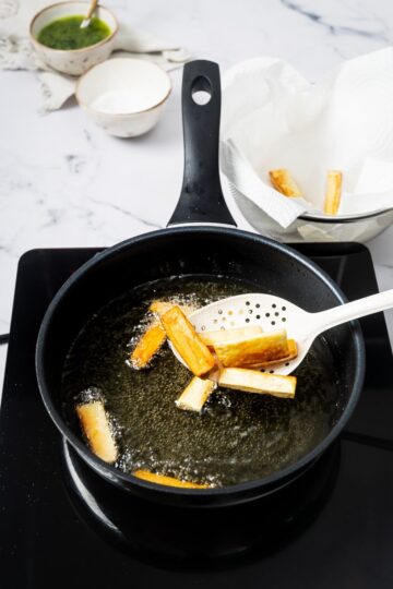 Fried Yuca | Crispy Outside, Tender Inside, & Delicious Flavor