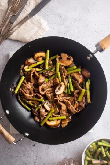 Panda Express Black Pepper Angus Steak | Everything Cooks In One Pan