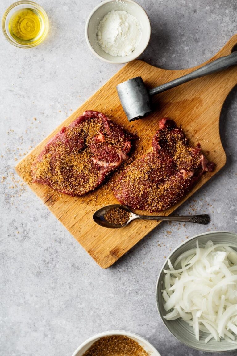 The Best Cube Steak Recipe With Gravy Made In 30 Minutes