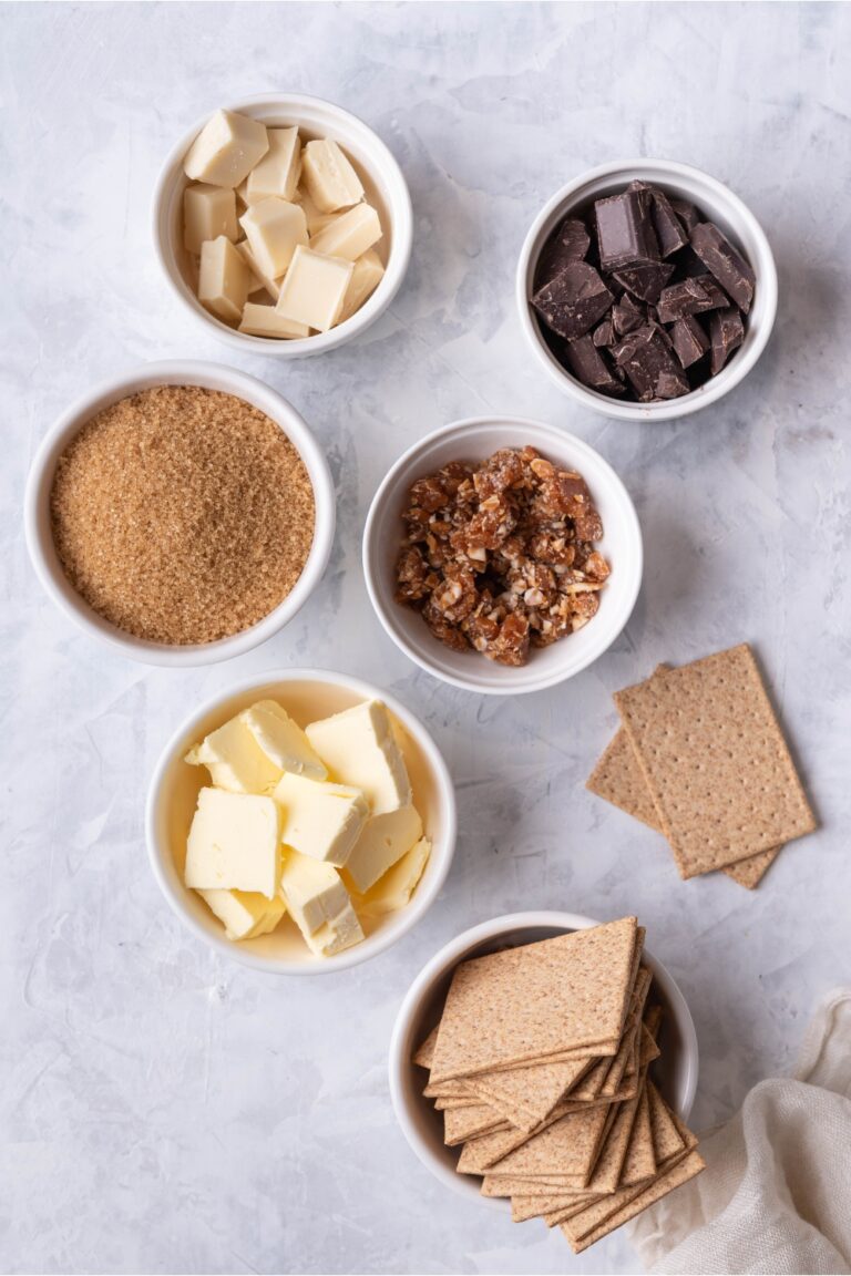 Christmas Crack (Saltine Cracker Toffee) Made In 15 Minutes