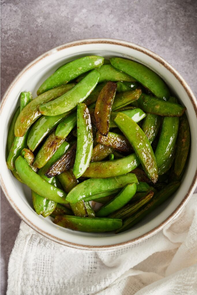 The MOST DELICIOUS Sugar Snap Peas Recipe (Made in 5 Minutes)
