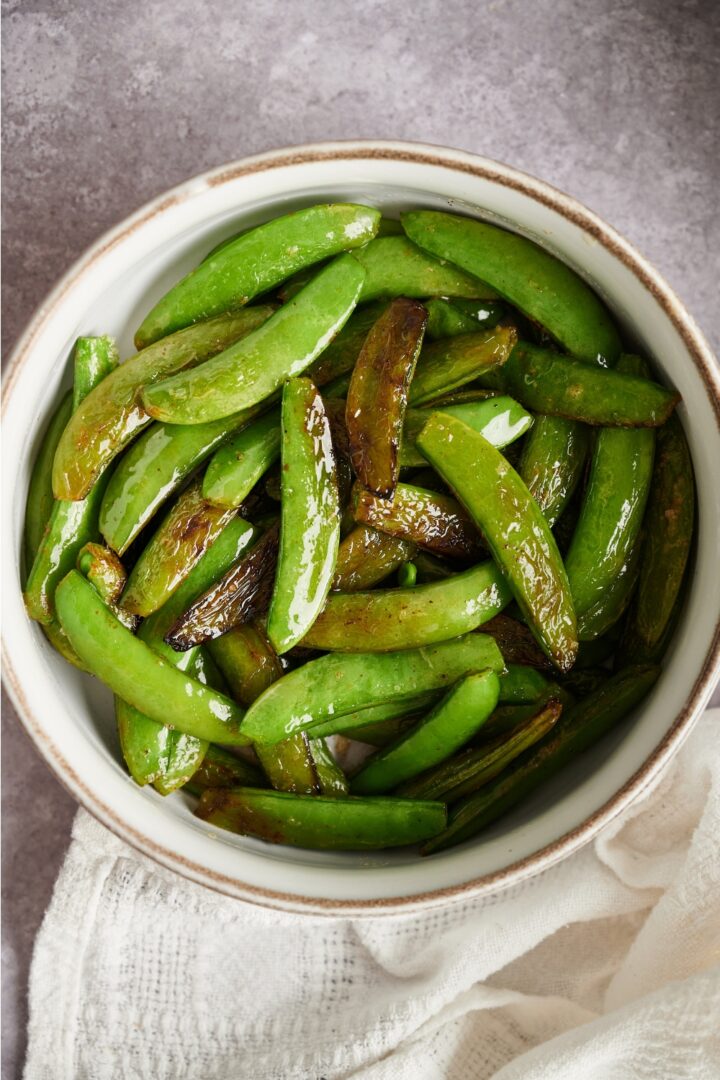 The MOST DELICIOUS Sugar Snap Peas Recipe (Made in 5 Minutes)