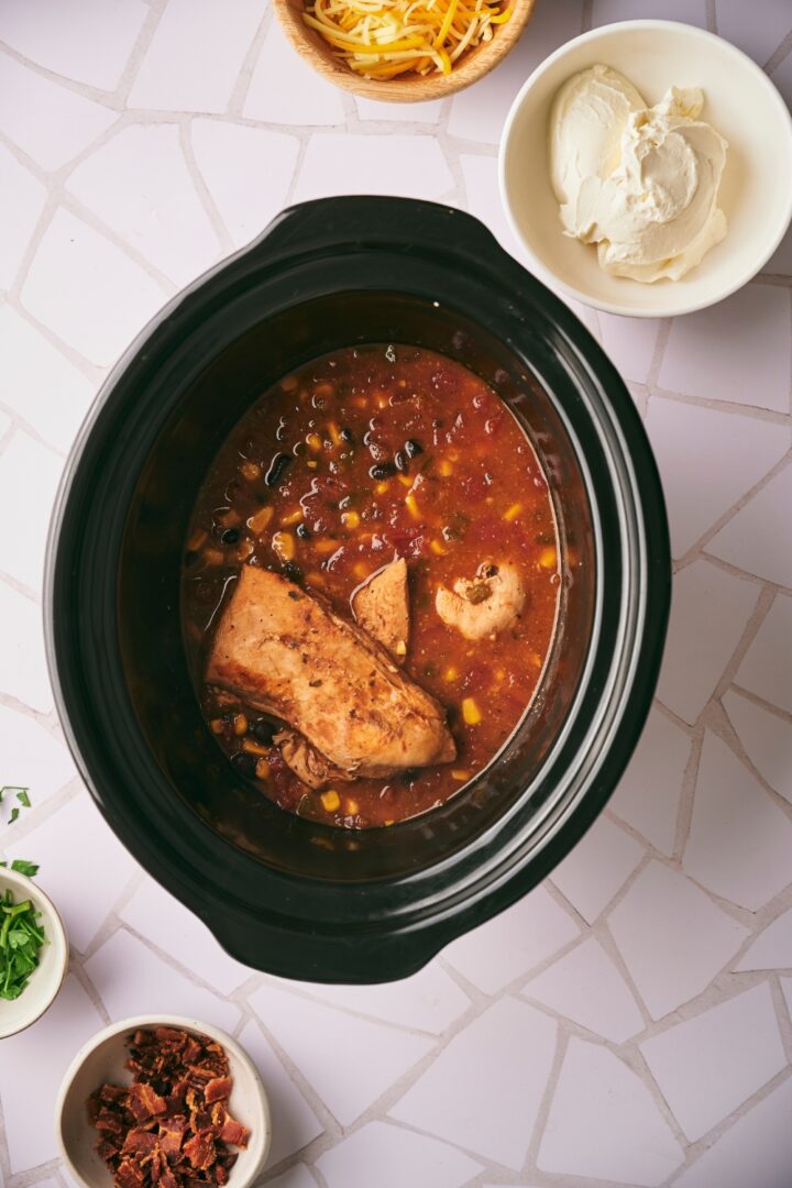 The BEST Crack Chicken Chili Recipe (Takes Just 5 Minutes To Prep)