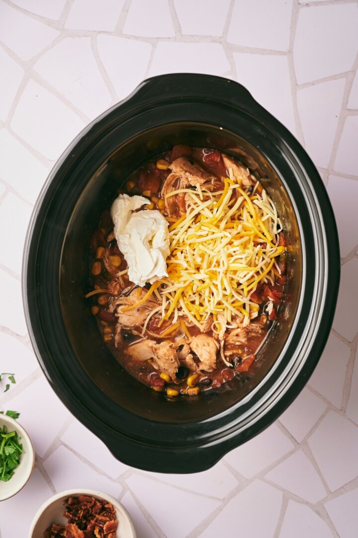 The BEST Crack Chicken Chili Recipe (Takes Just 5 Minutes To Prep)