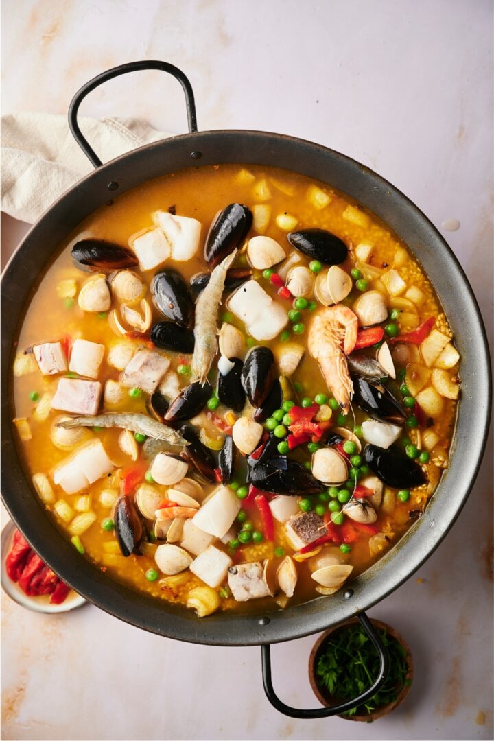 Easy One-Pan Seafood Rice Recipe (Ready in 30 Minutes!)