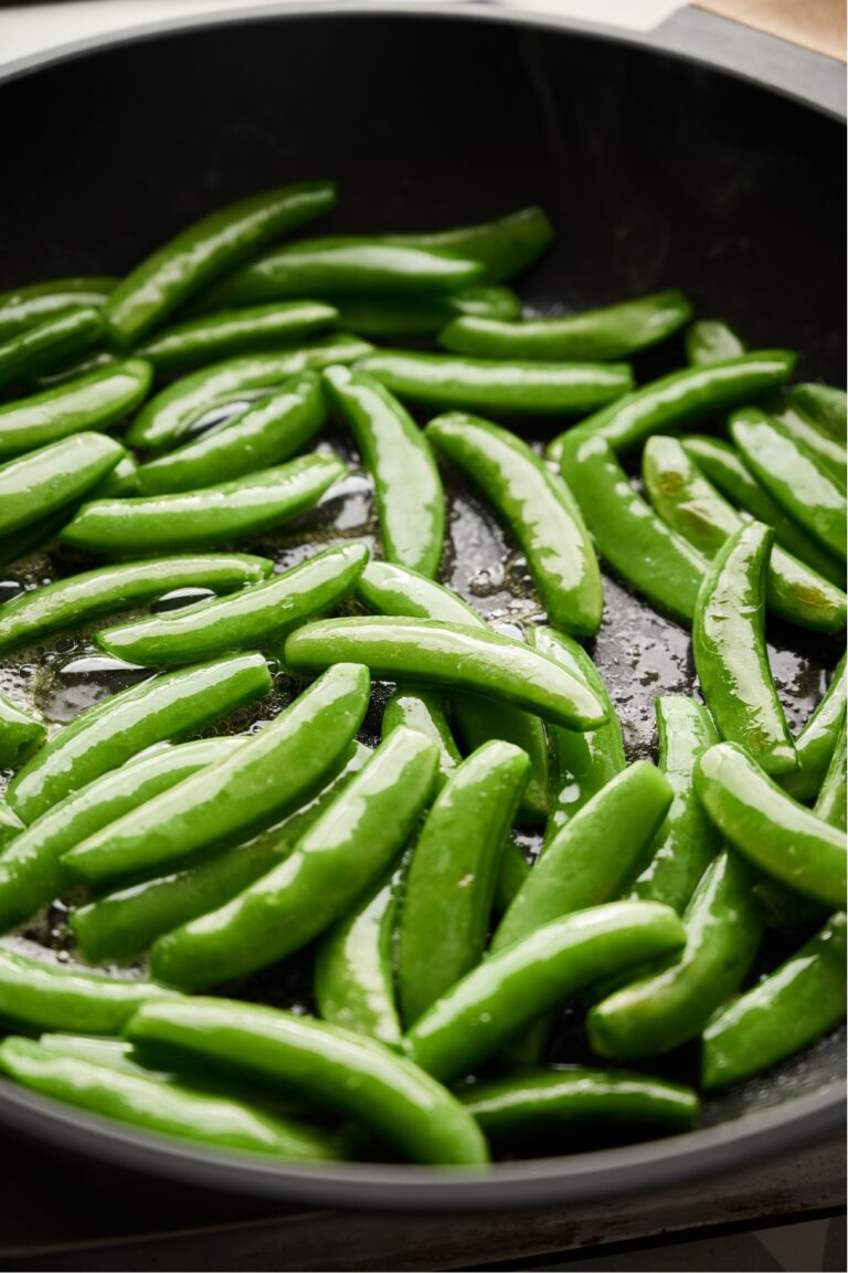 The MOST DELICIOUS Sugar Snap Peas Recipe (Made in 5 Minutes)