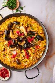 Easy One-Pan Seafood Rice Recipe (Ready in 30 Minutes!)