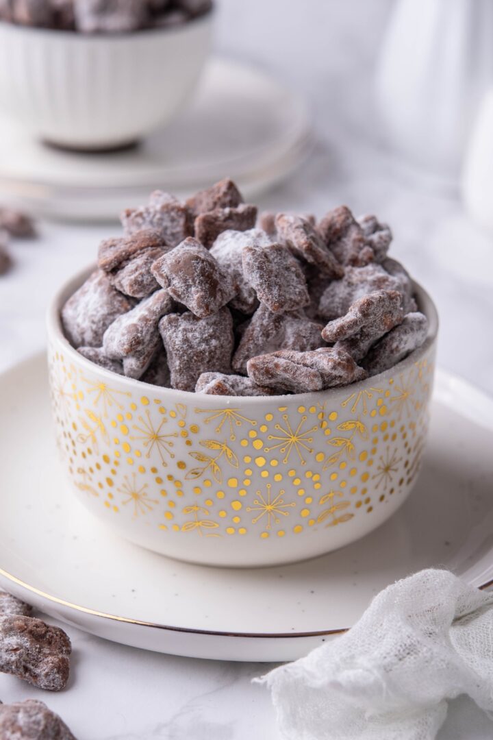 The Best EASY Puppy Chow Recipe (Muddy Buddies)