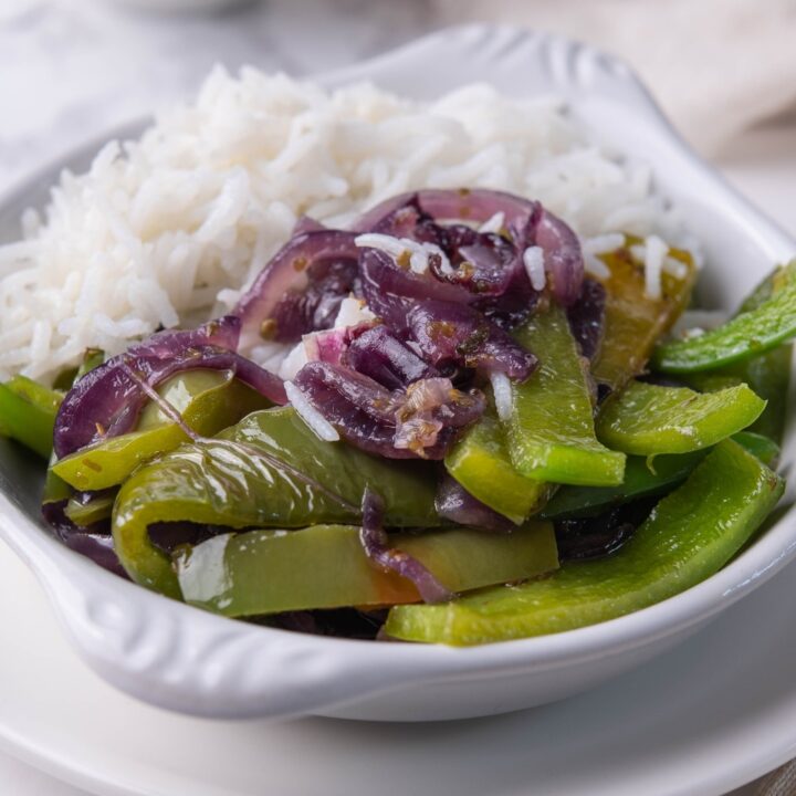 Chipotle Fajita Veggies Made In 10 Minutes (Easy Copycat Recipe)