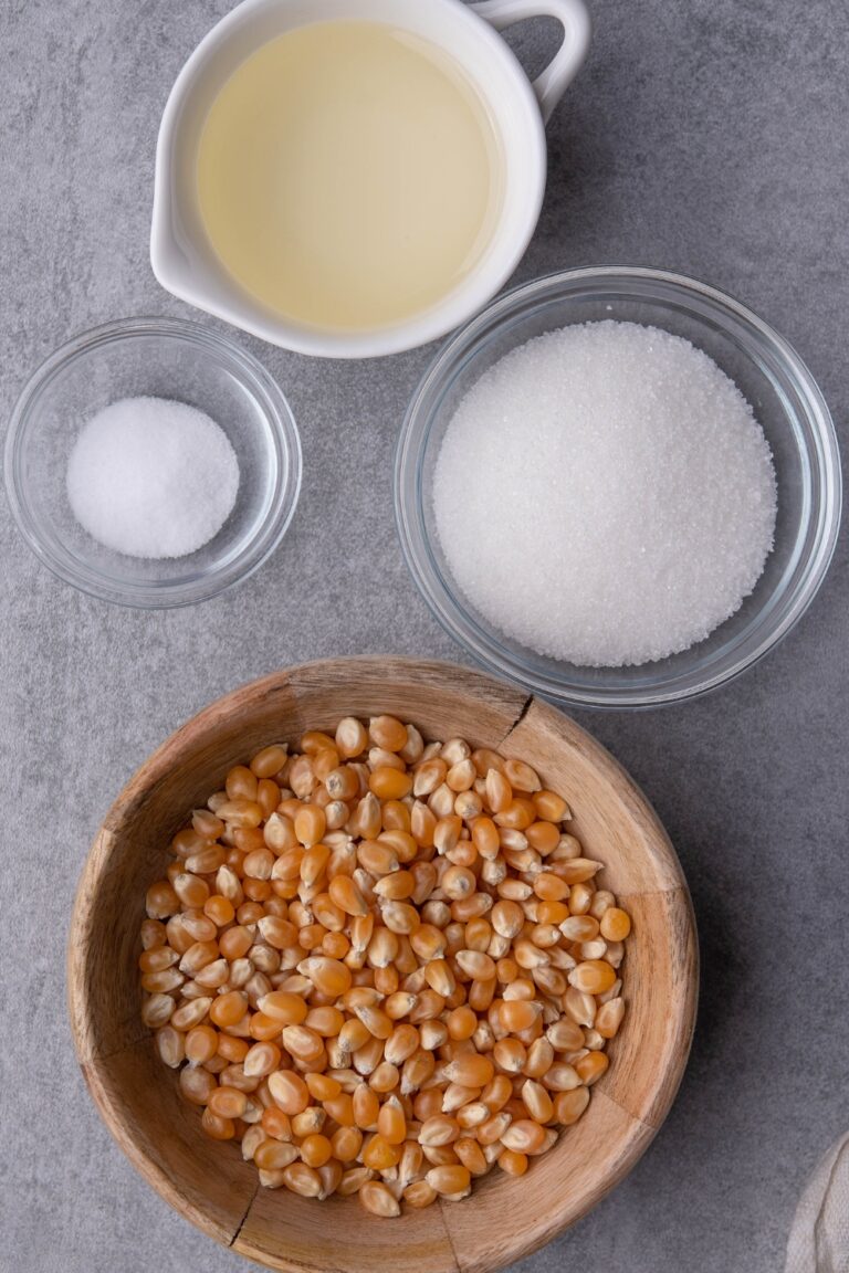 The BEST Homemade Kettle Corn Recipe (Easy To Make In 5 Minutes)