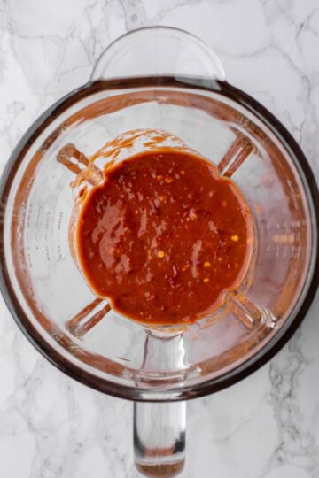 Chipotle Hot Salsa (Copycat Recipe)