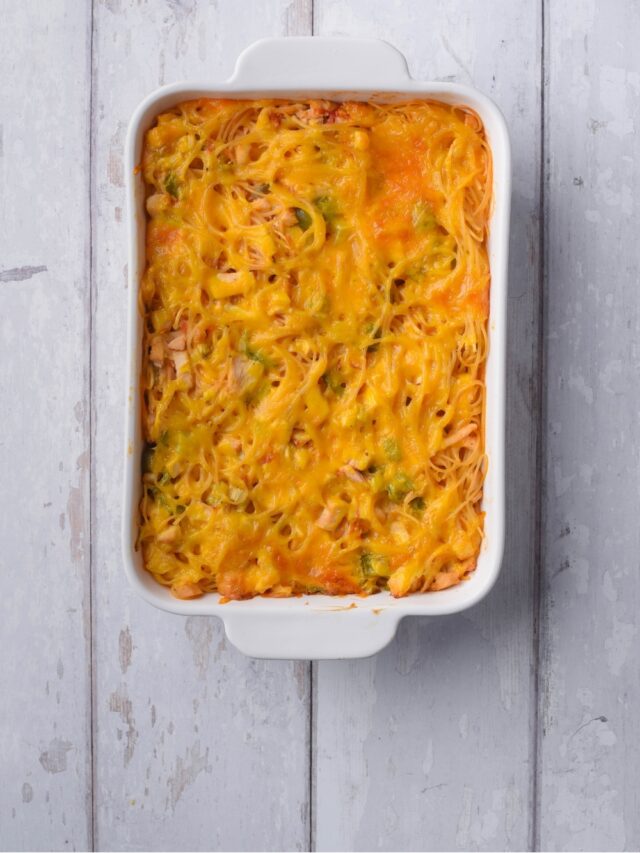 Chicken Spaghetti Bake - I'm Hungry For That