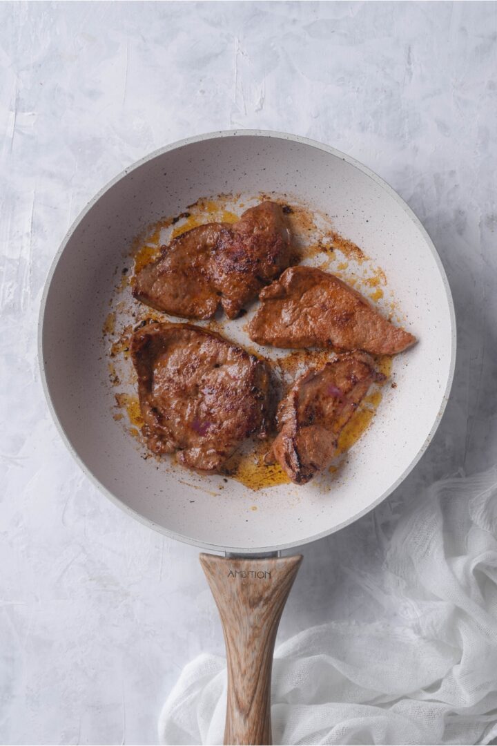 The BEST Liver and Onions Recipe (Takes 20 Minutes To Make)