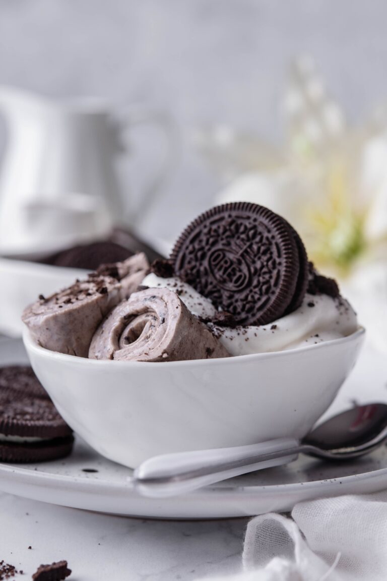 Rolled Ice Cream With Oreos