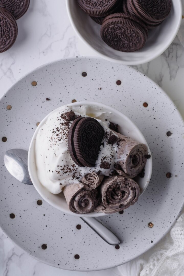 Rolled Ice Cream With Oreos