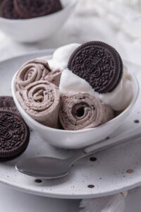 Rolled Ice Cream With Oreos