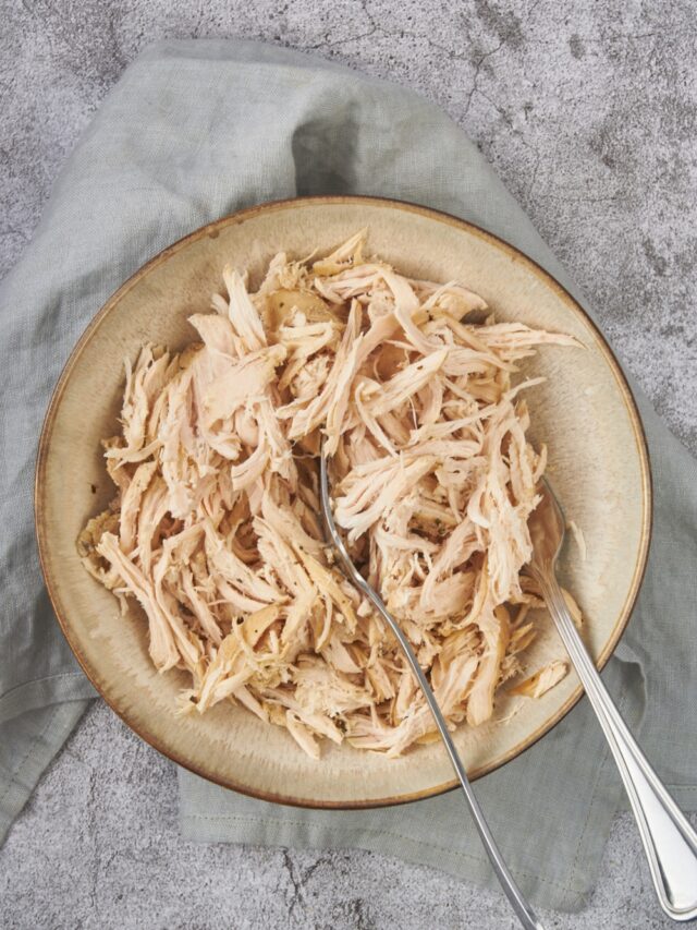 Luca Pasta (Best Trenette Al Pesto Recipe From The Movie Luca)