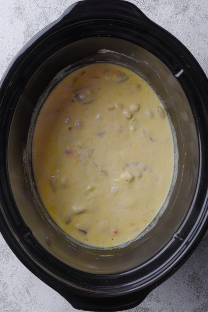 Crock Pot Chicken Casserole (With Cheese and Bacon)