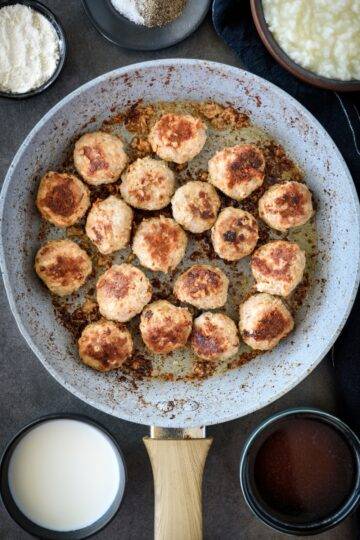 Meatballs and Rice (One Pot Recipe)
