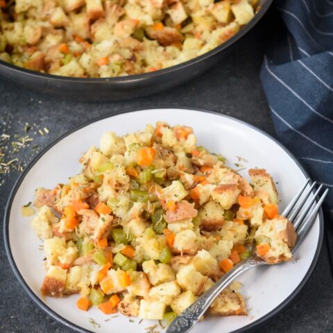 Stovetop Stuffing Recipe (Easy Thanksgiving Stuffing)