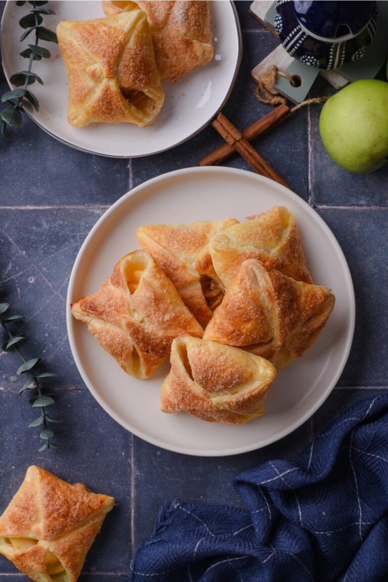 Easy Apple Turnovers with Puff Pastry (Apple Puff Pastry Recipe)