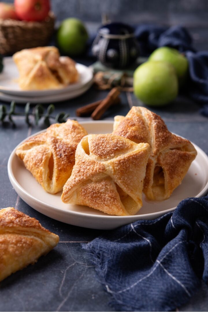 Easy Apple Turnovers with Puff Pastry (Apple Puff Pastry Recipe)