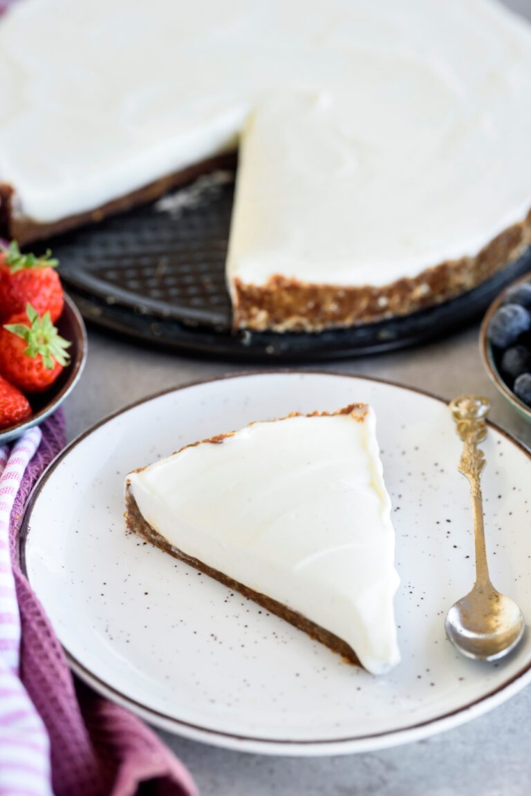 Cool Whip Pie (Made With Only 3 Ingredients)