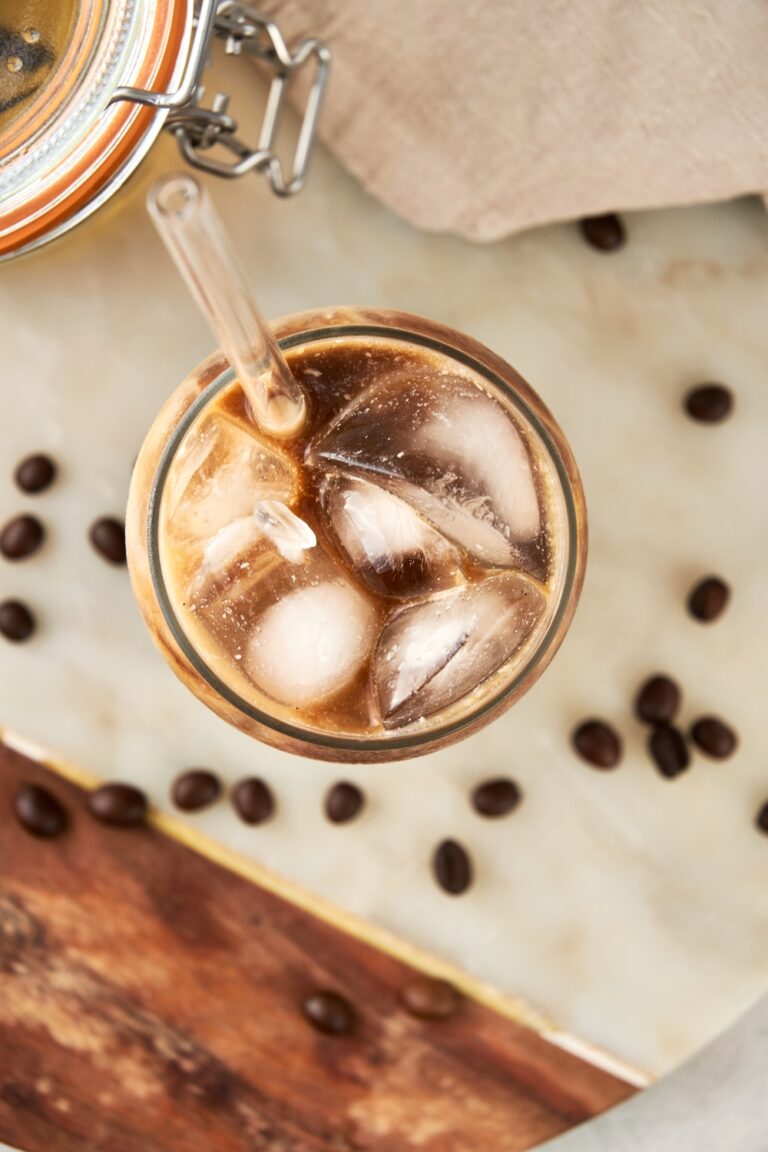 Iced Toasted Vanilla Oatmilk Shaken Espresso