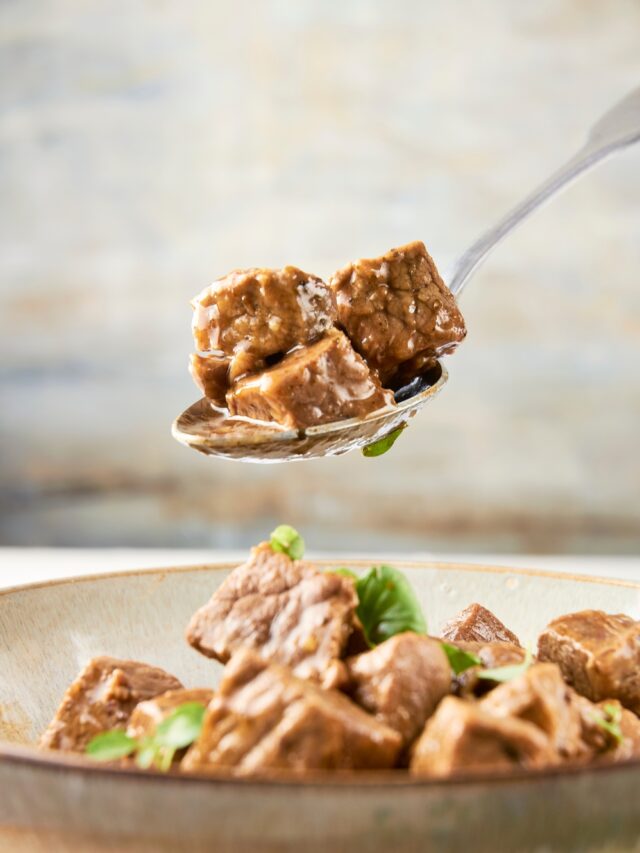 Easy Crock Pot Beef Tips - I'm Hungry For That