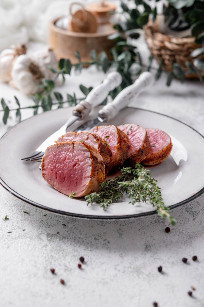 Pan Seared Venison Tenderloin Recipe (With Garlic Herb Butter)