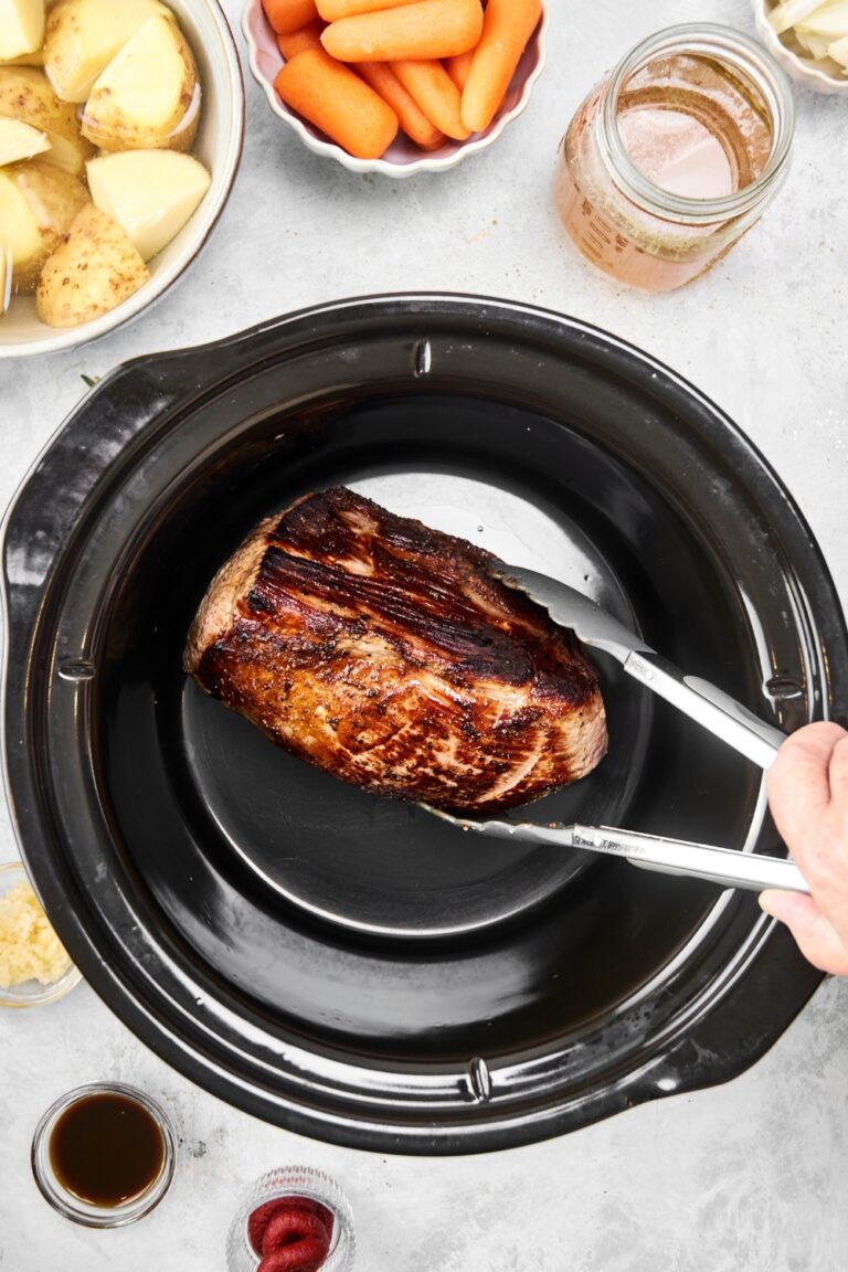 Easy Crock Pot Chuck Roast Recipe (Turns Out Super Tender)