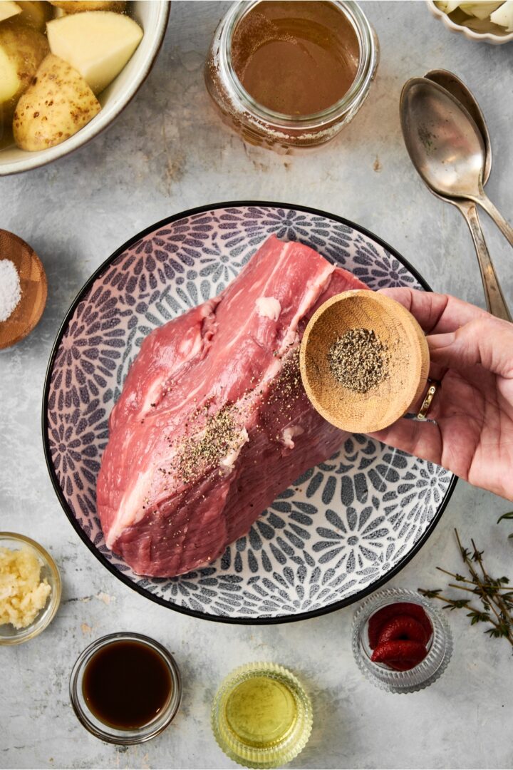 Easy Crock Pot Chuck Roast Recipe (Turns Out Super Tender)