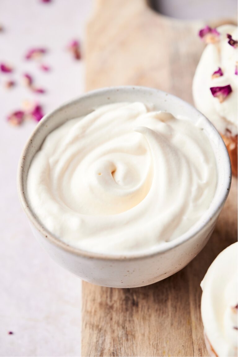 How To Make Crème Fraîche (And How To Use It)