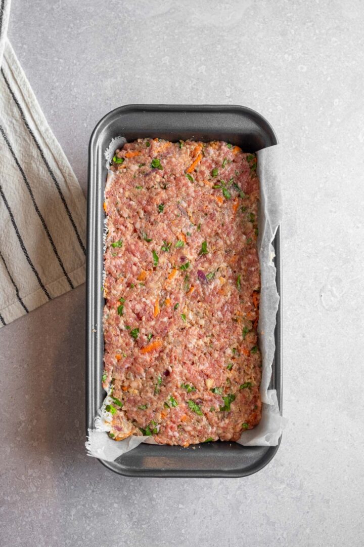 Meatloaf Recipe with Crackers (No Breadcrumbs)