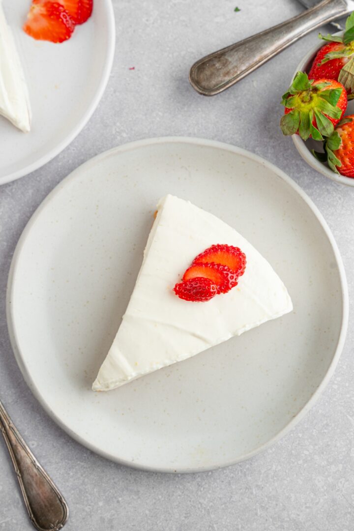 The 3 Ingredient Cheesecake Recipe We Can't Stop Making