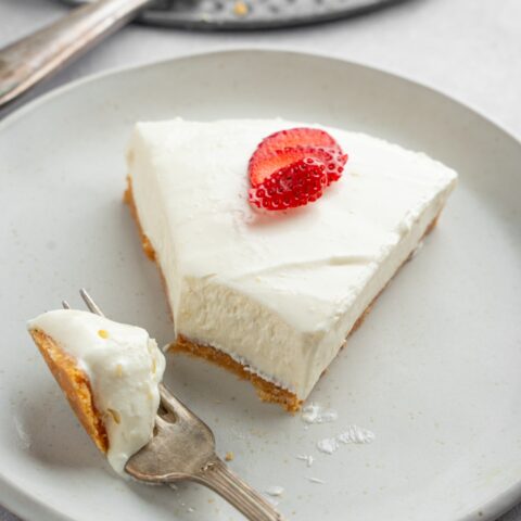The 3 Ingredient Cheesecake Recipe We Can't Stop Making