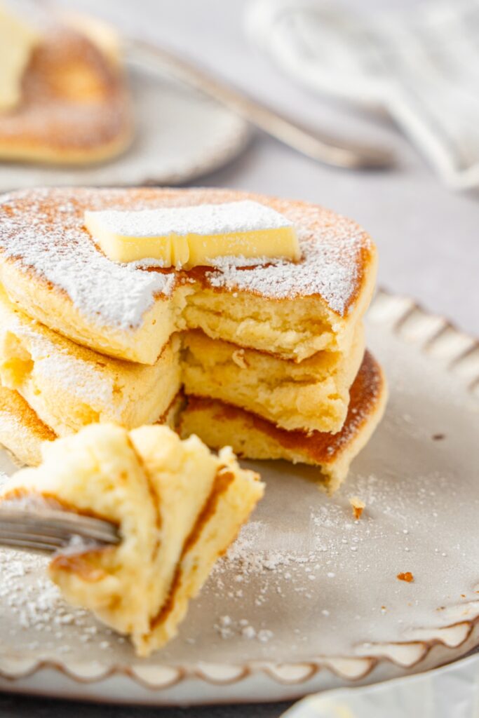 Souffle Pancake Recipe (Fluffy Japanese Soufflé Pancakes)