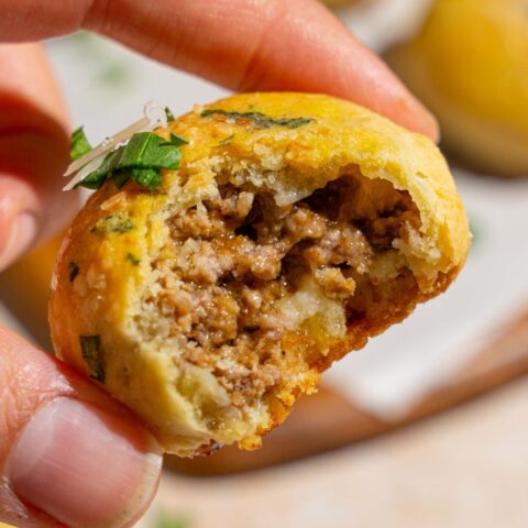 Garlic Parmesan Cheeseburger Bombs