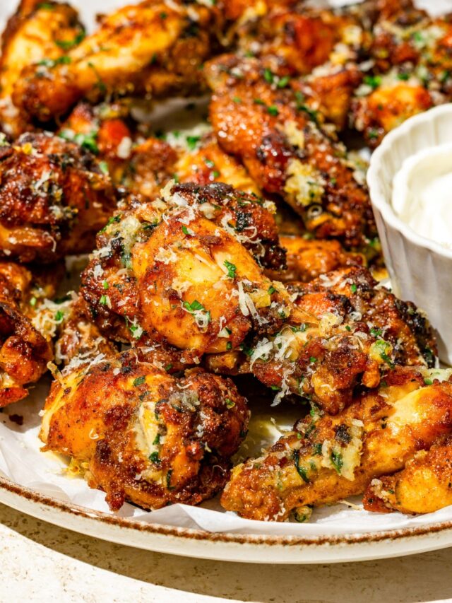 Wingstop Garlic Parmesan Wings - I'm Hungry For That
