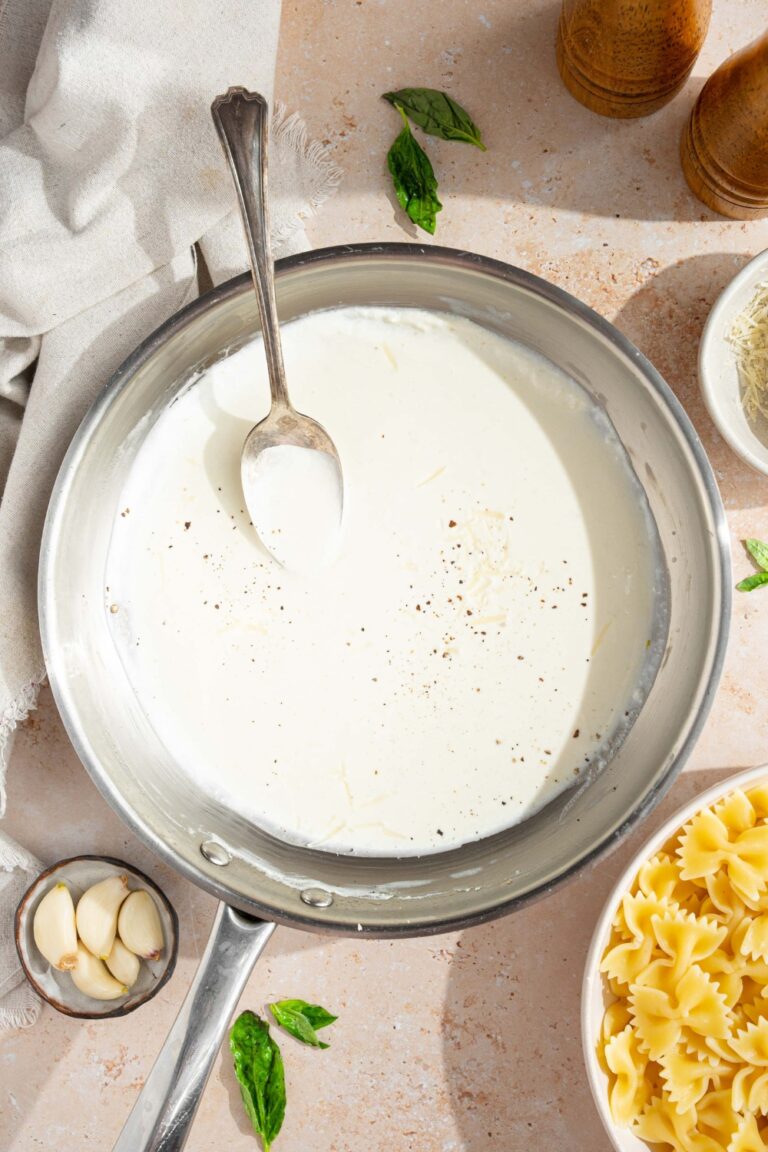Alfredo Sauce With Cream Cheese (Creamy Alfredo in 10 Minutes)
